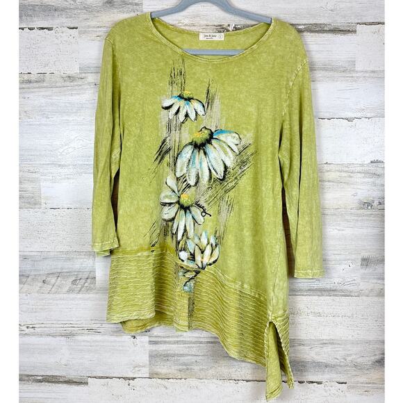 Jess & Jane | Tops | Jess Jane Womens Large Green Floral Asymmetrical ...